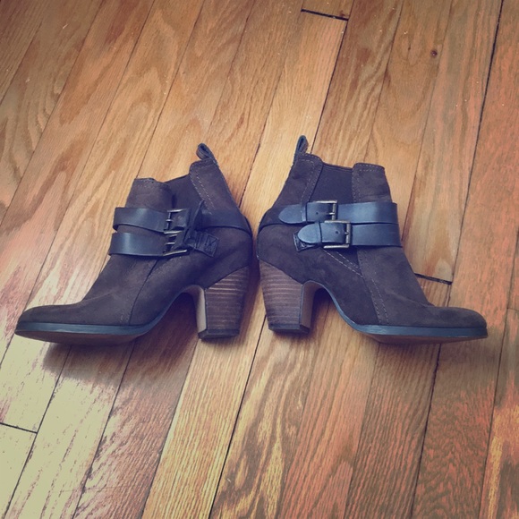 Crown Vintage | Shoes | Crown Vintage Suede Brown Two Tone Booties ...